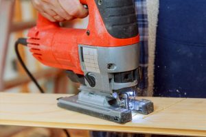 What Is a Jigsaw Used For? The Top 7 Uses For a Jigsaw